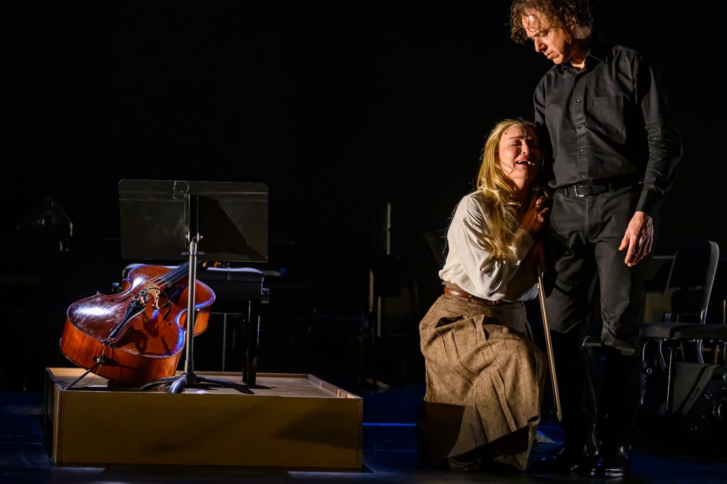 Opera Going Toronto: Jacqueline Review – Luna Pearl Woolf